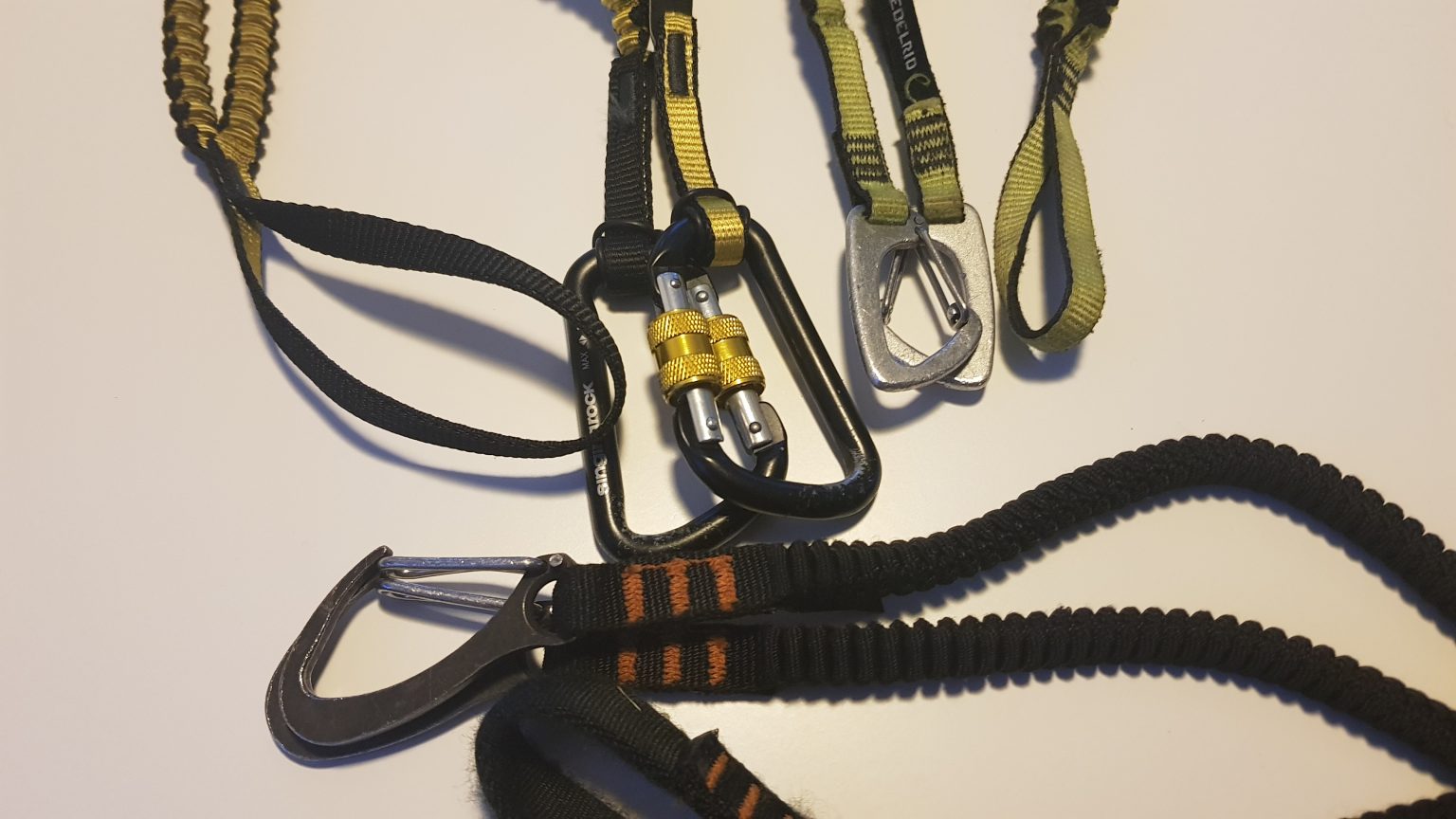 How to Choose an Ice Axe – Blog | Synergy Guides